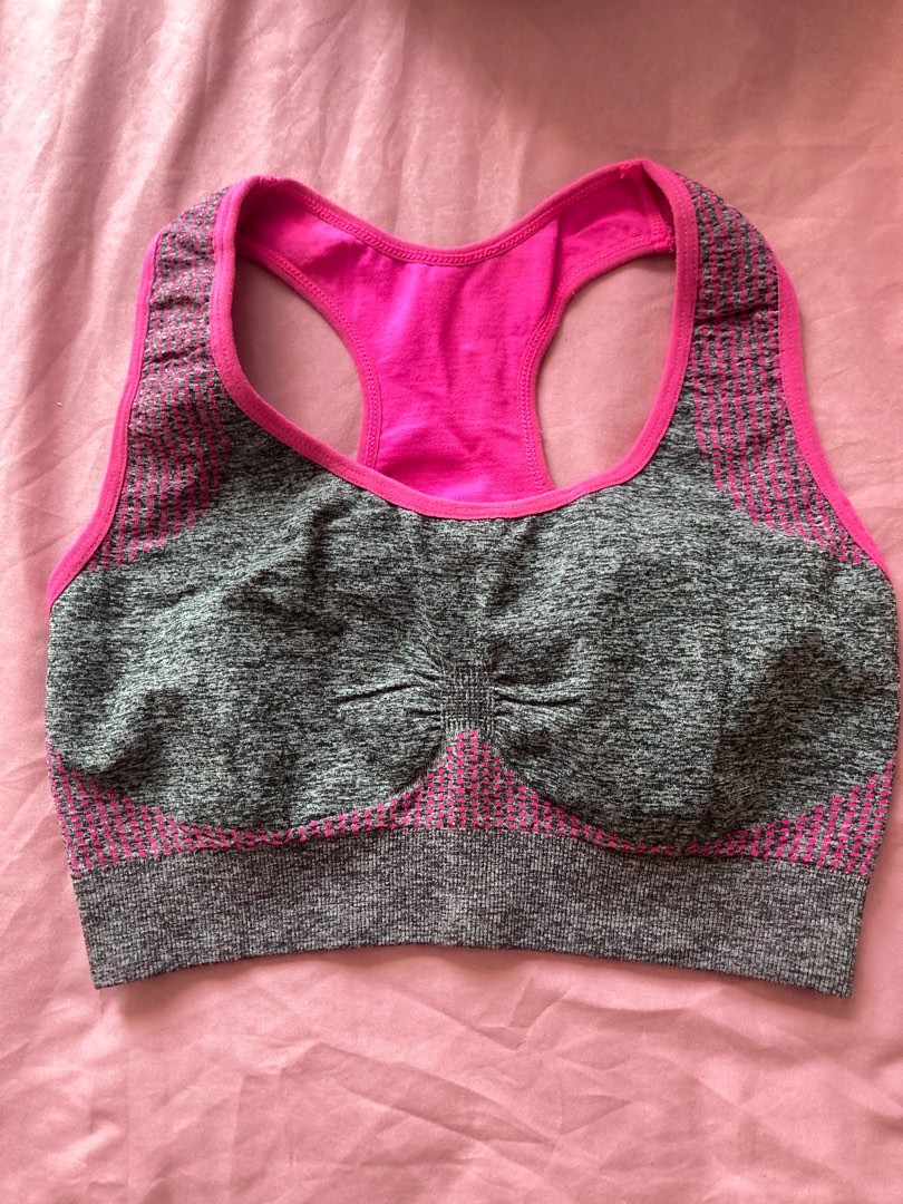 Sport top, Women's Fashion, Activewear on Carousell