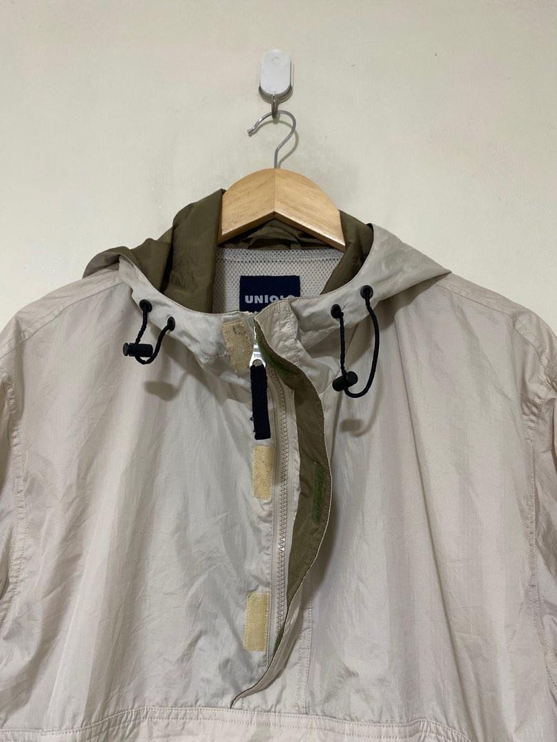 Uniqlo Cream Windbreaker, Men's Fashion, Activewear on Carousell
