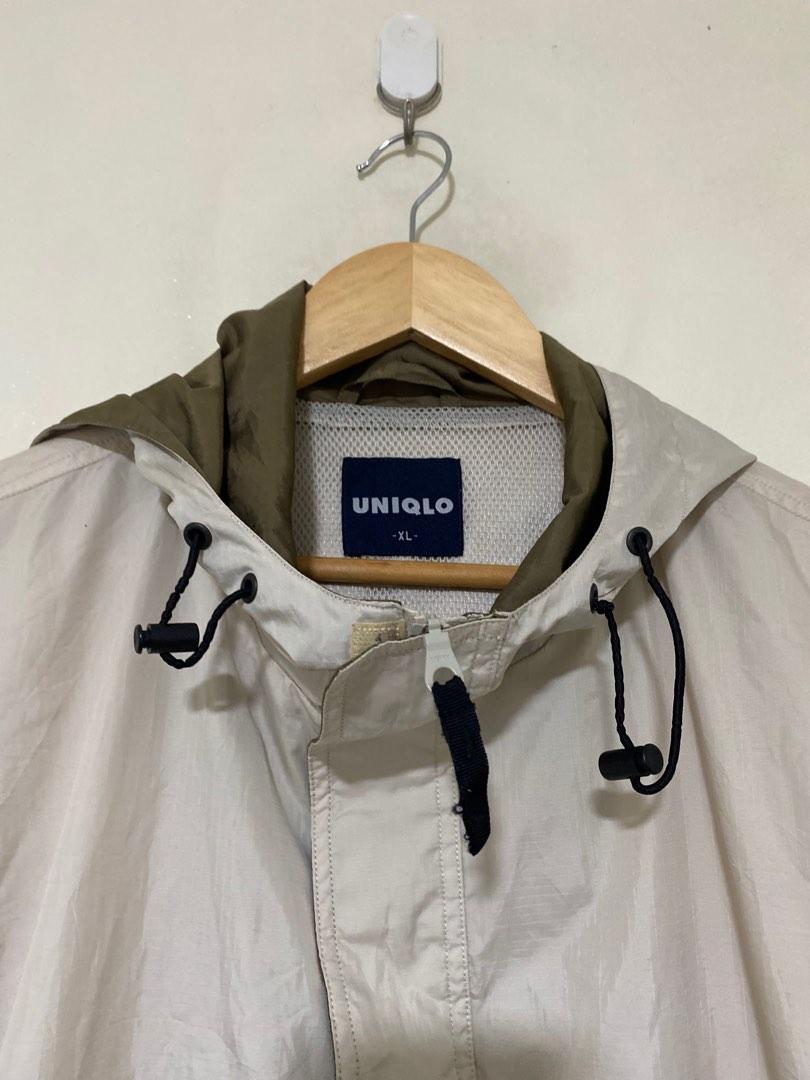 Uniqlo Cream Windbreaker, Men's Fashion, Activewear on Carousell