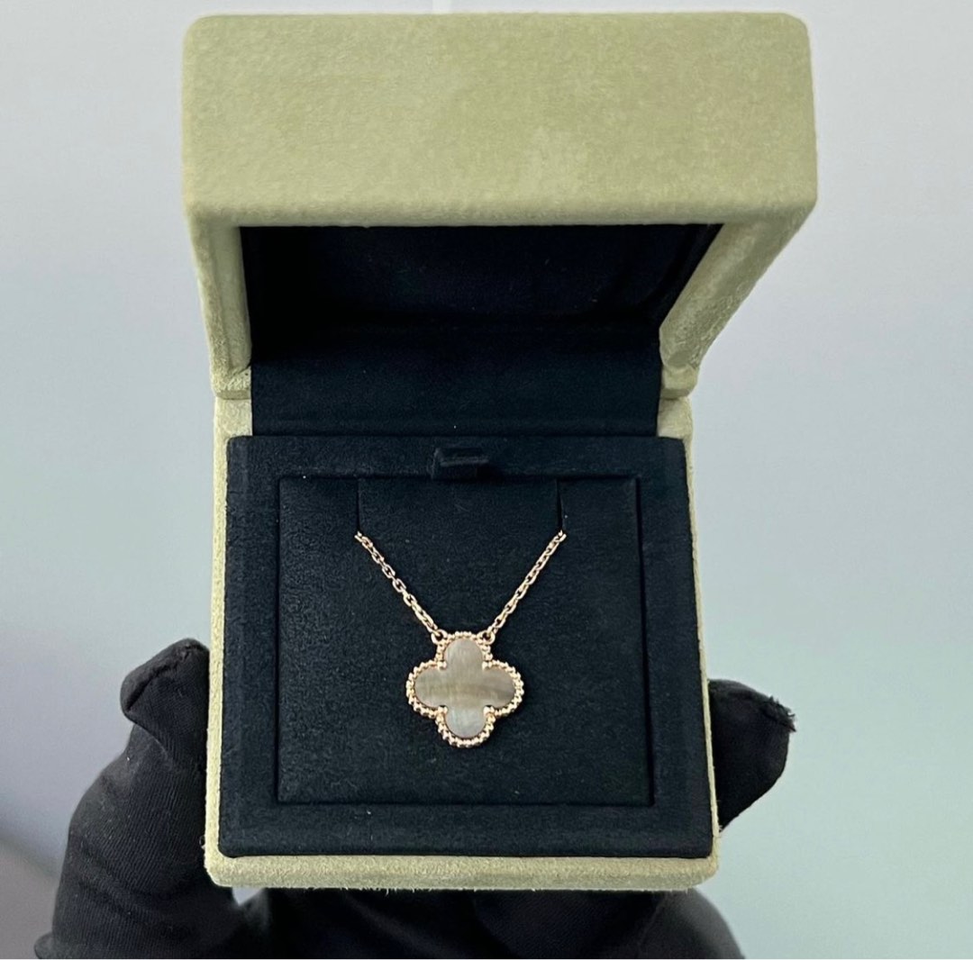 VCA Vintage Alhambra pendant Rose Gold/Grey MOP, Luxury, Accessories on ...