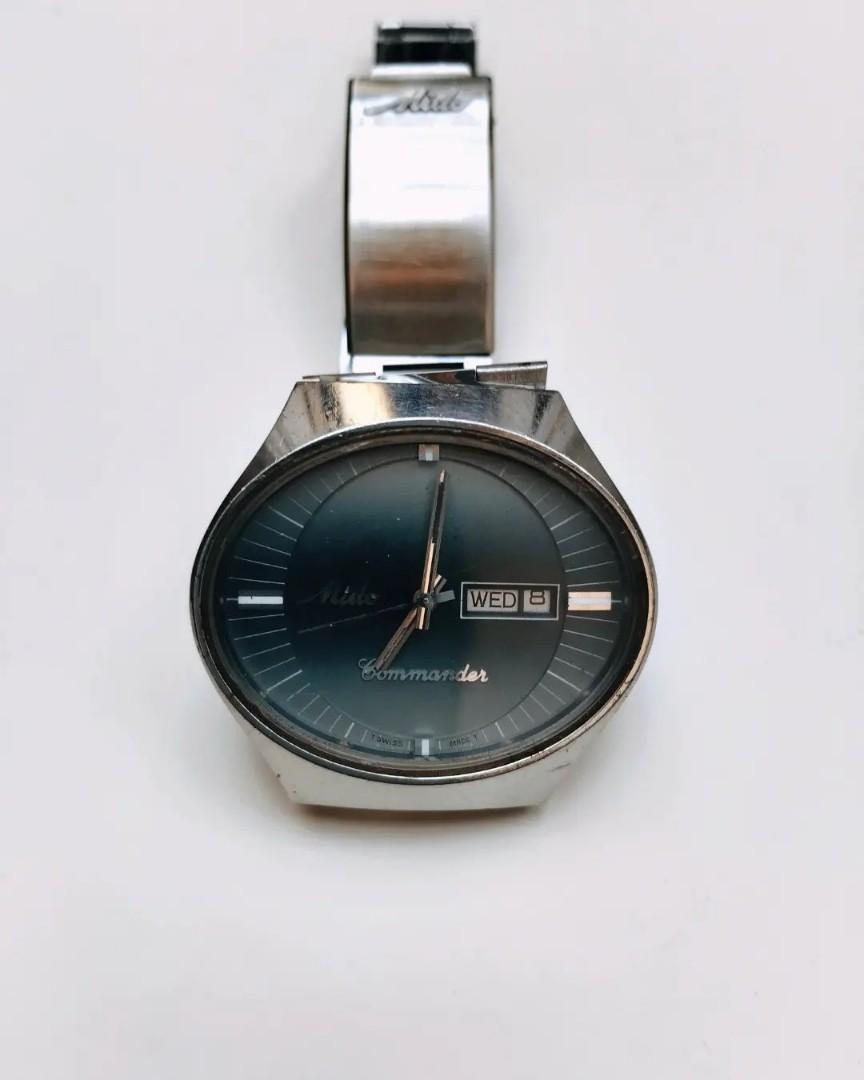 Vintage 1970s Mido Commander Automatic Watch Model 1689 with steel ...
