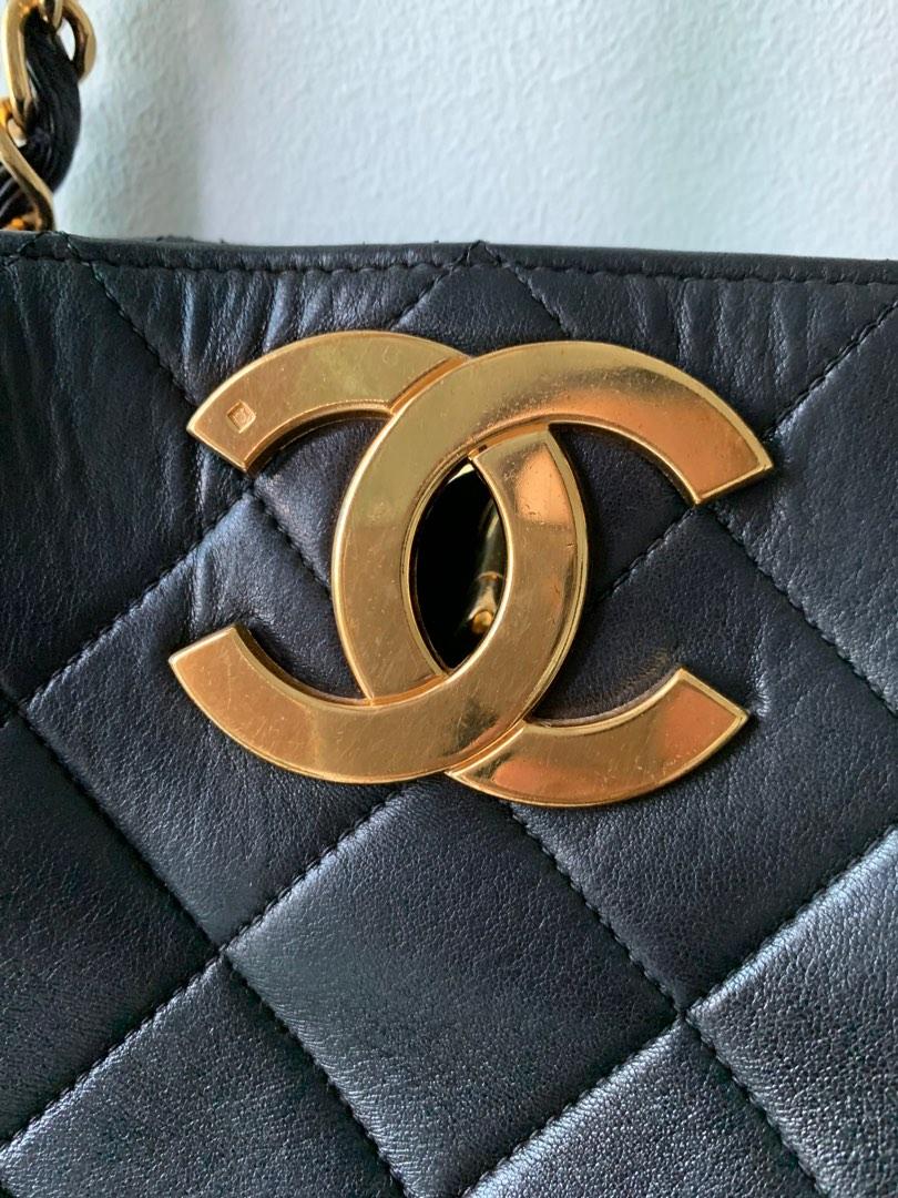 Vintage Chanel Bag (w Entrupy Cert), Women's Fashion, Bags & Wallets ...