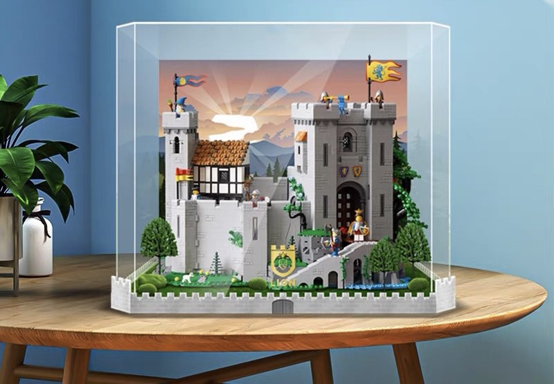 Acrylic display case for LEGO 10305 Lion Knight's Castle, Hobbies ...