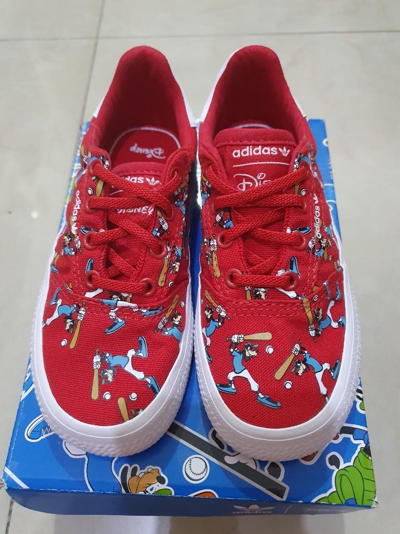 Adidas Goofy Merah, Bayi & Anak, Lainnya di Carousell