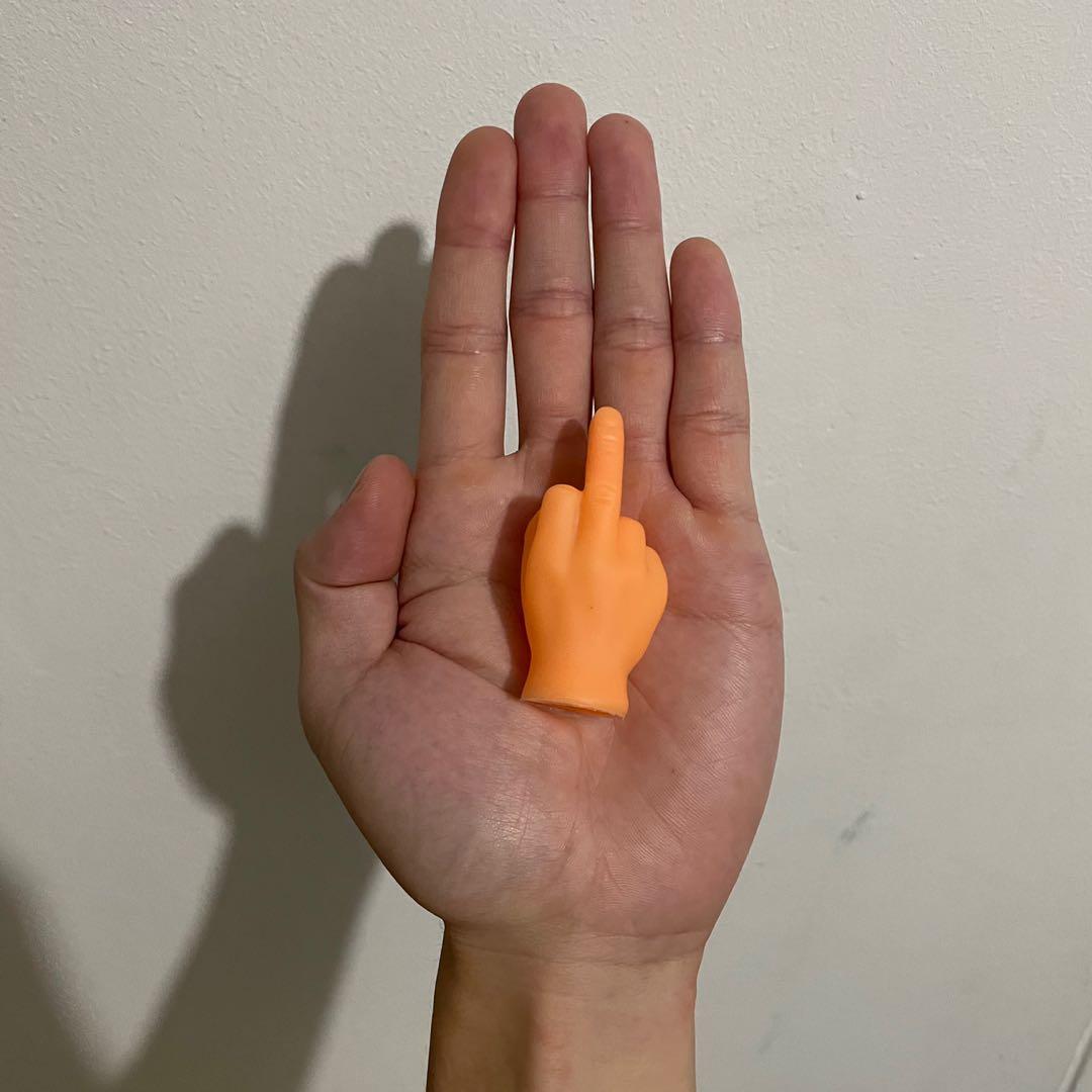 [BN] Tiny Hands Toy Puppet, Hobbies & Toys, Toys & Games on Carousell