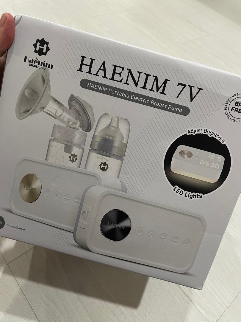 BNIB Haenim NexusFit 7V+ Portable Double Electric Pump (Black+Gold ...