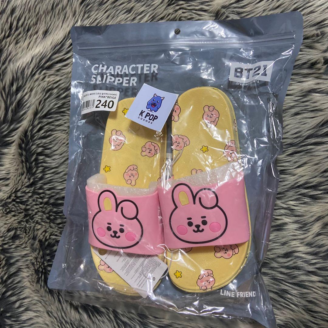 [ONHAND] BT21 SLIPPERS, Hobbies & Toys, Memorabilia & Collectibles, Fan ...