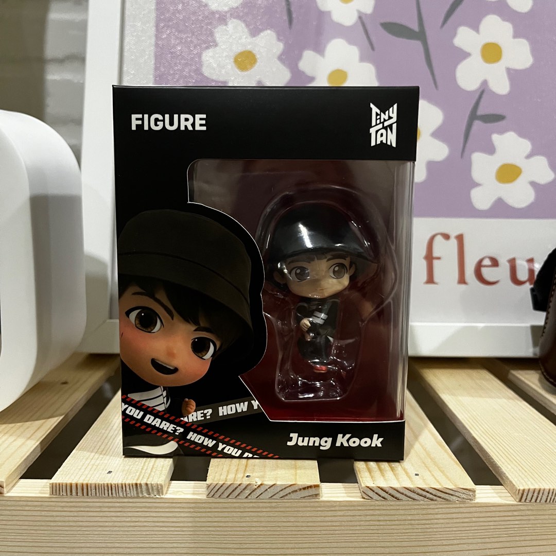 BTS Jungkook Mic Drop Tinytan Figure, Hobbies & Toys, Memorabilia & Collectibles, K-Wave on ...