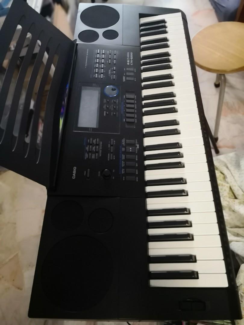Casio piano keyboard CTK-6200, Hobbies & Toys, Music & Media, Musical Instruments on Carousell