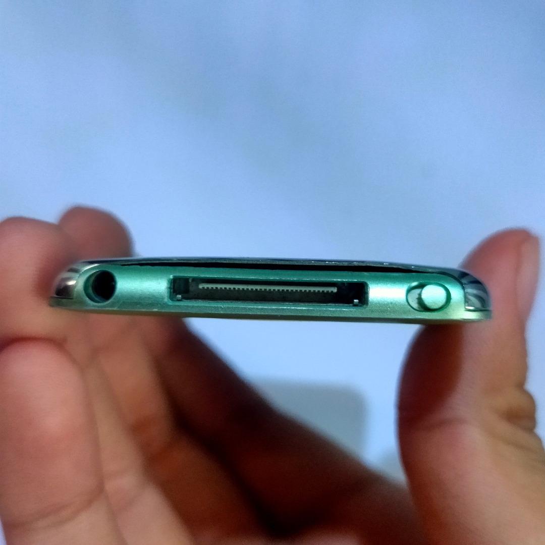 Defective iPod Nano 3rd Gen 8GB Green, Mobile Phones & Gadgets, Mobile ...