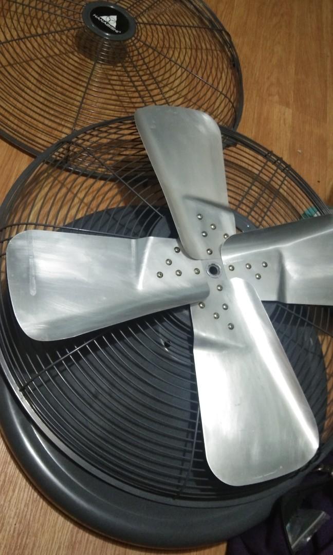 Elise electric fan 23 inches hanabishi, TV & Home Appliances, Air ...