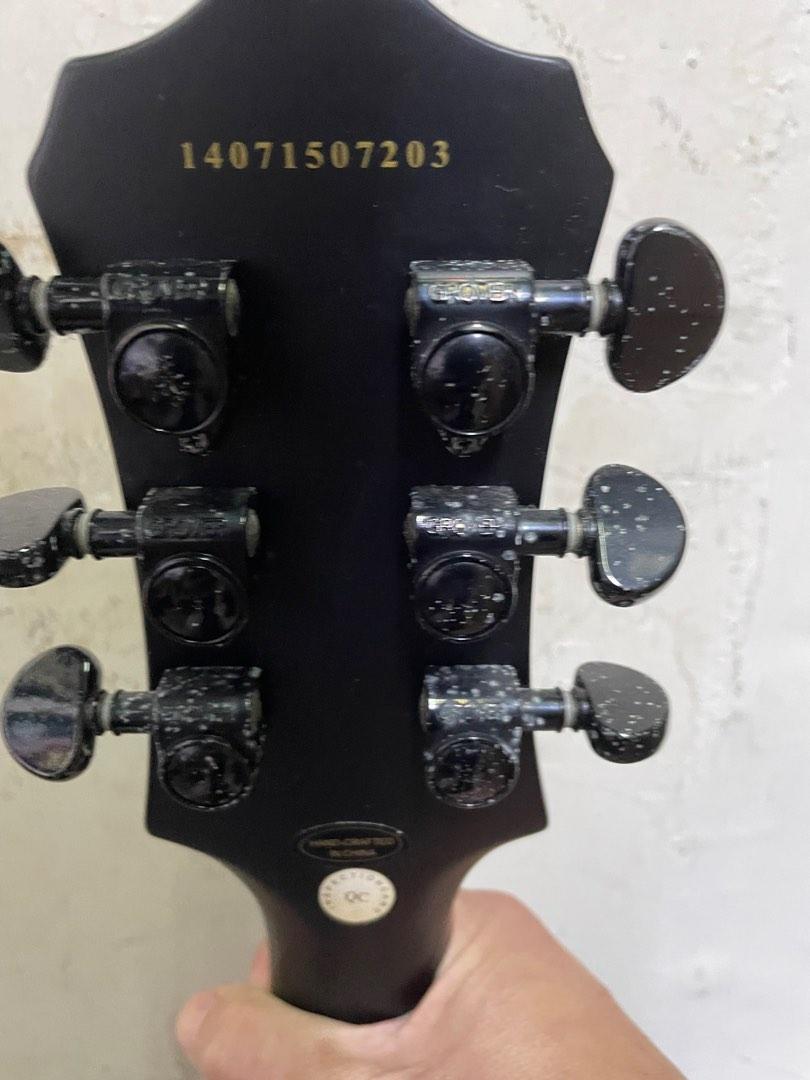 Epiphone Gothic Les Paul Studio Guitar, Hobbies & Toys, Music & Media ...