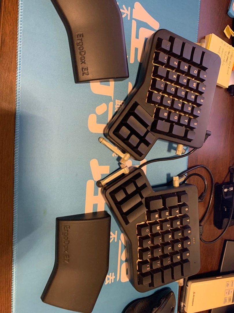 Ergo mechanical 3D printed key board, 電腦＆科技, 電腦周邊及配件, 電腦鍵盤及相關產品 - Carousell