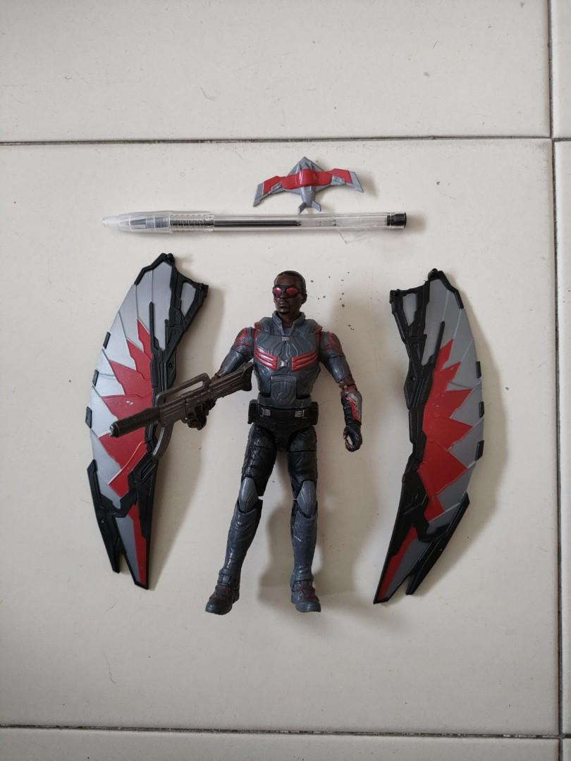 Falcon figurine, Hobbies & Toys, Toys & Games on Carousell