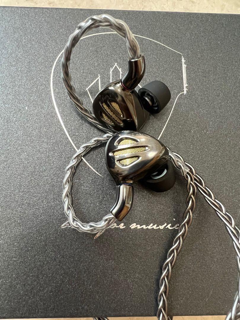 FiiO FH9 - 1 Dynamic + 6 BA Hybrid IEMS, Audio, Earphones on Carousell