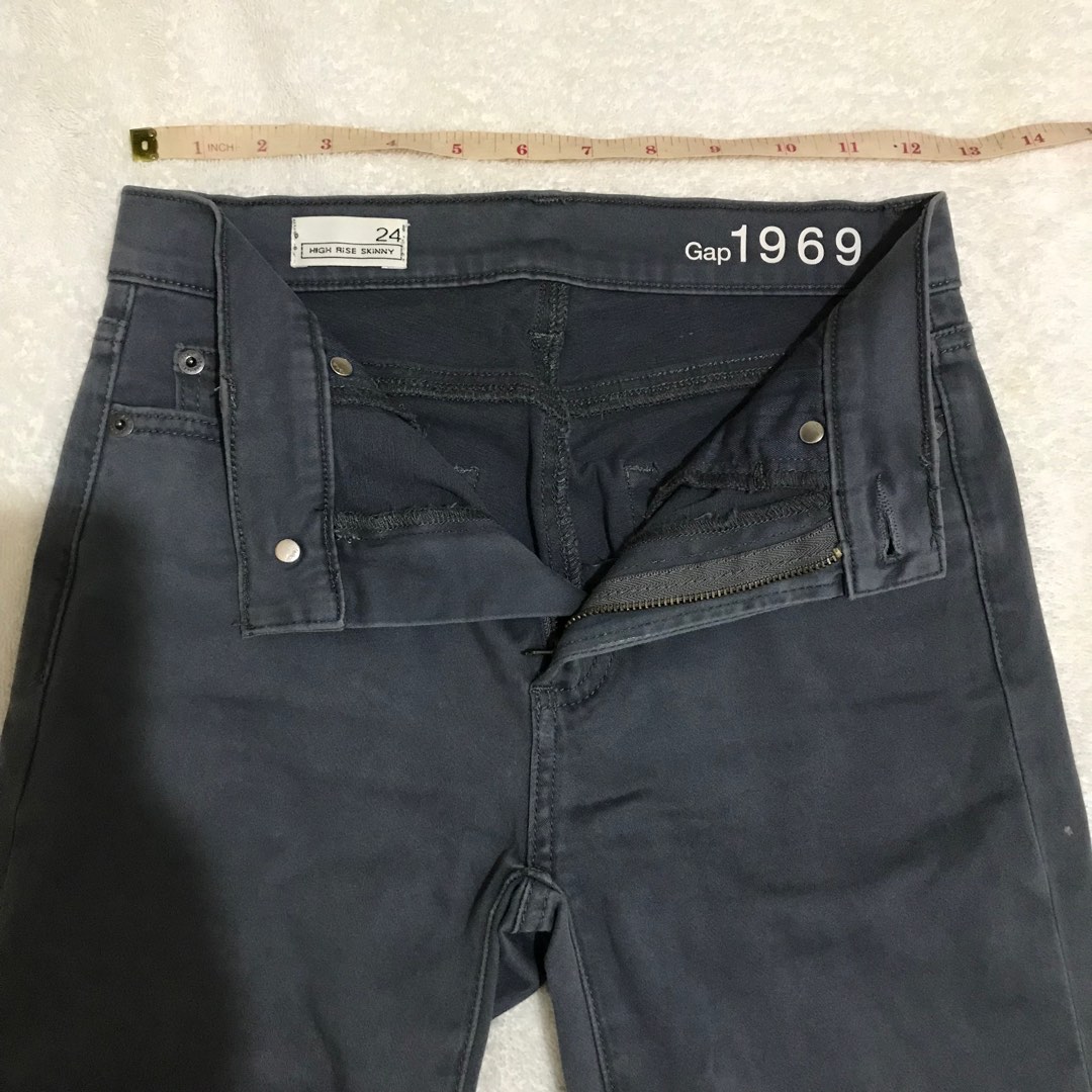 Gap 1969 High Rise, Women's Fashion, Bottoms, Jeans on Carousell