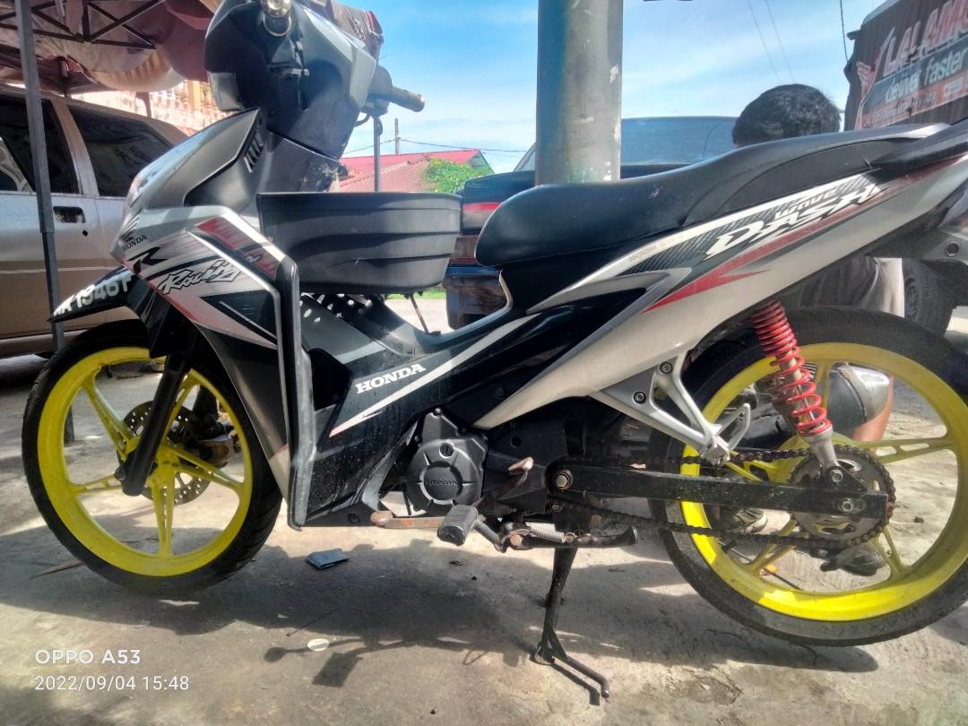 Honda wave dash 110, Motorbikes on Carousell