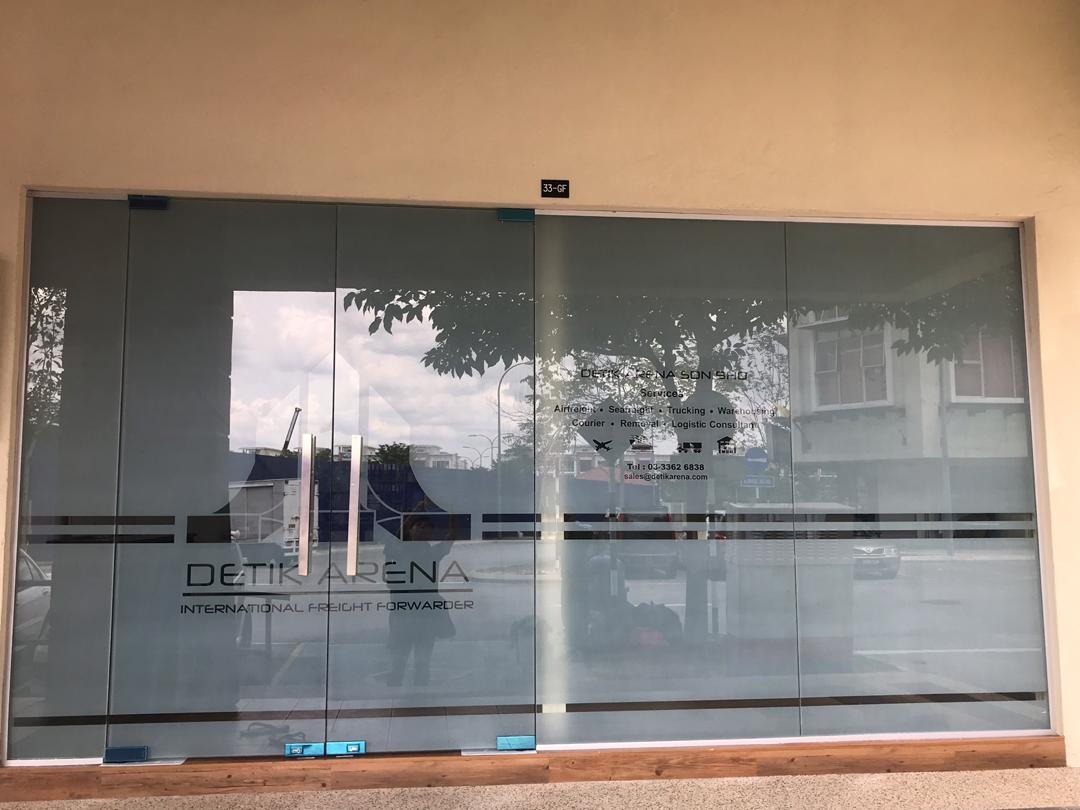 INSTALL FROSTED STICKER pelekat kabur frosted privasi, Services, Others ...