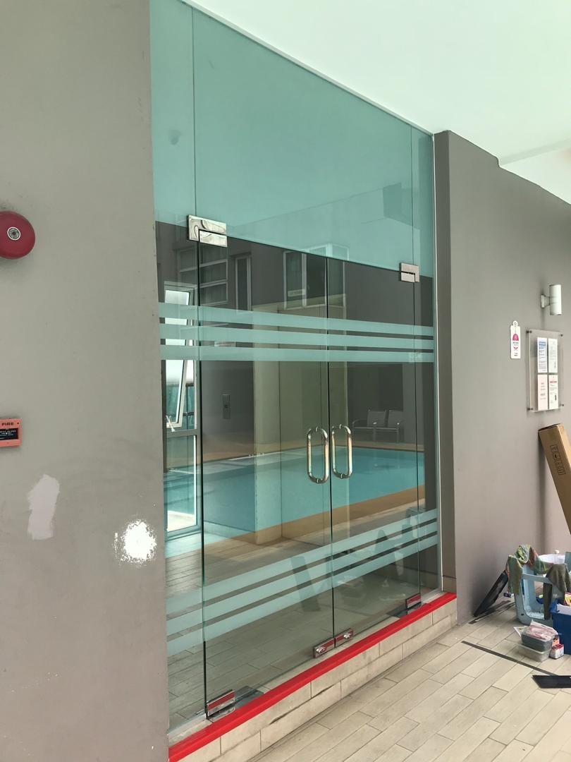 INSTALL FROSTED STICKER pelekat kabur frosted privasi, Services, Others ...