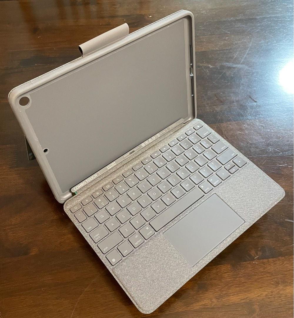 Logitech Combo Touch Keyboard case with Trackpad for iPad (7th, 8th and ...