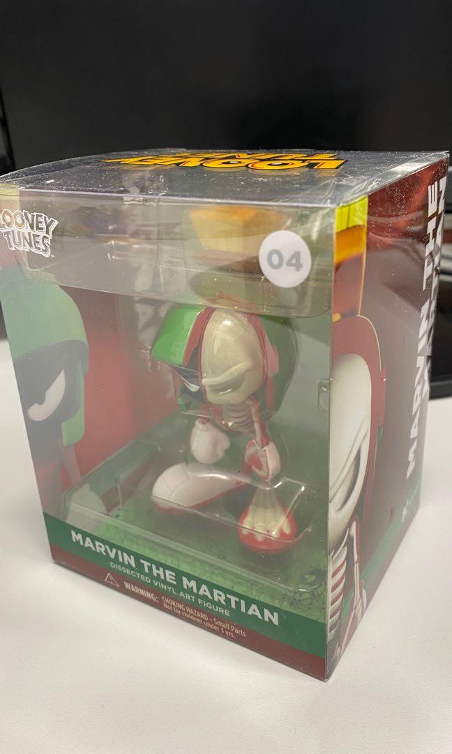 Looney Tunes - Marvin the Martian Xxray figure, 興趣及遊戲, 玩具 & 遊戲類 - Carousell