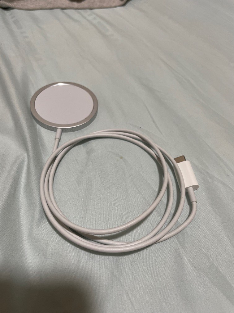 Magsafe usb-c charger, Mobile Phones & Gadgets, Mobile & Gadget ...