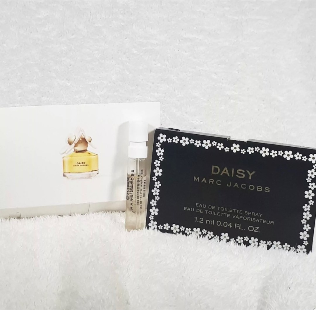 Marc Jacobs Daisy Perfume vial sample, Beauty & Personal Care ...