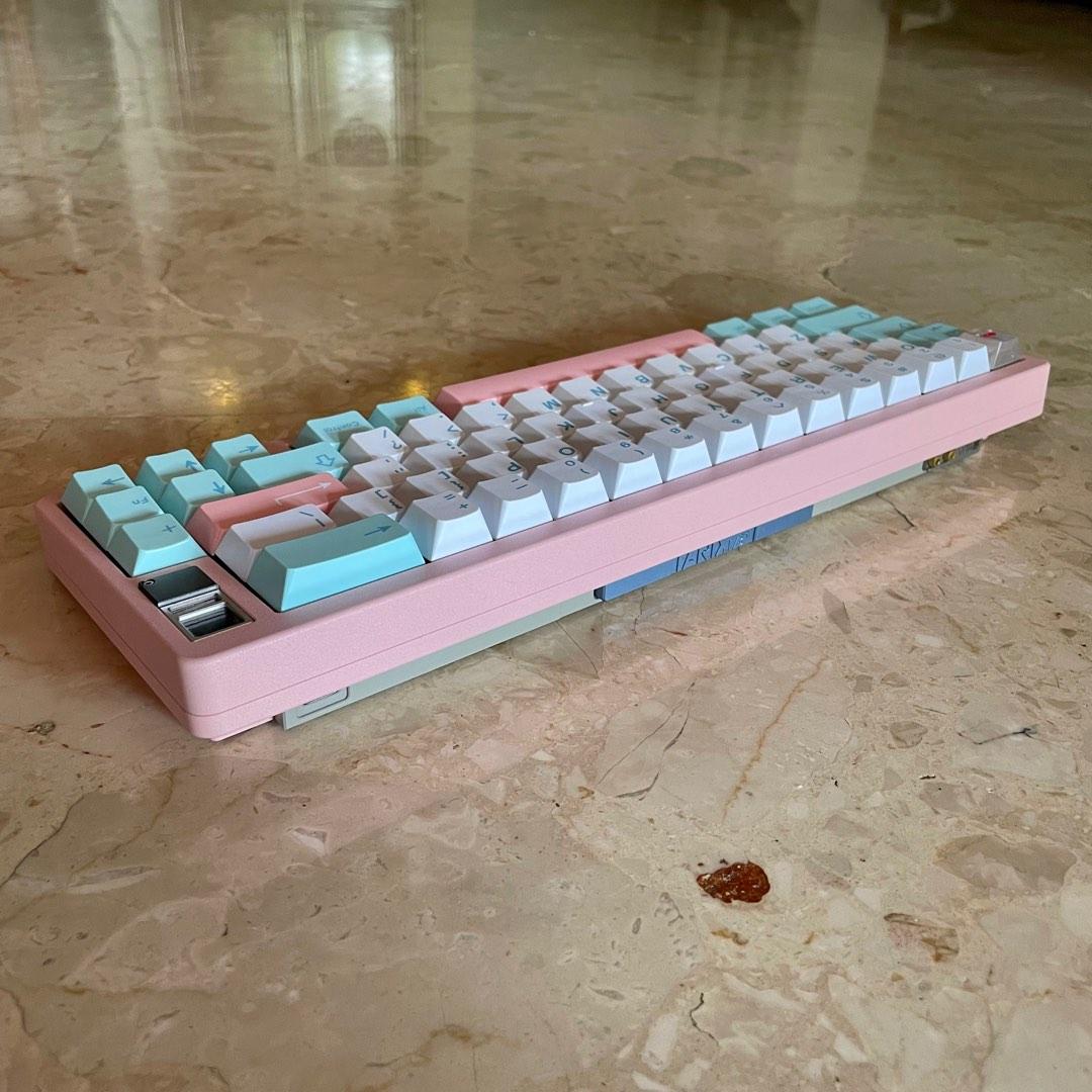 Matrix Vita pink with screen Mechanical Keyboard, Computers & Tech ...