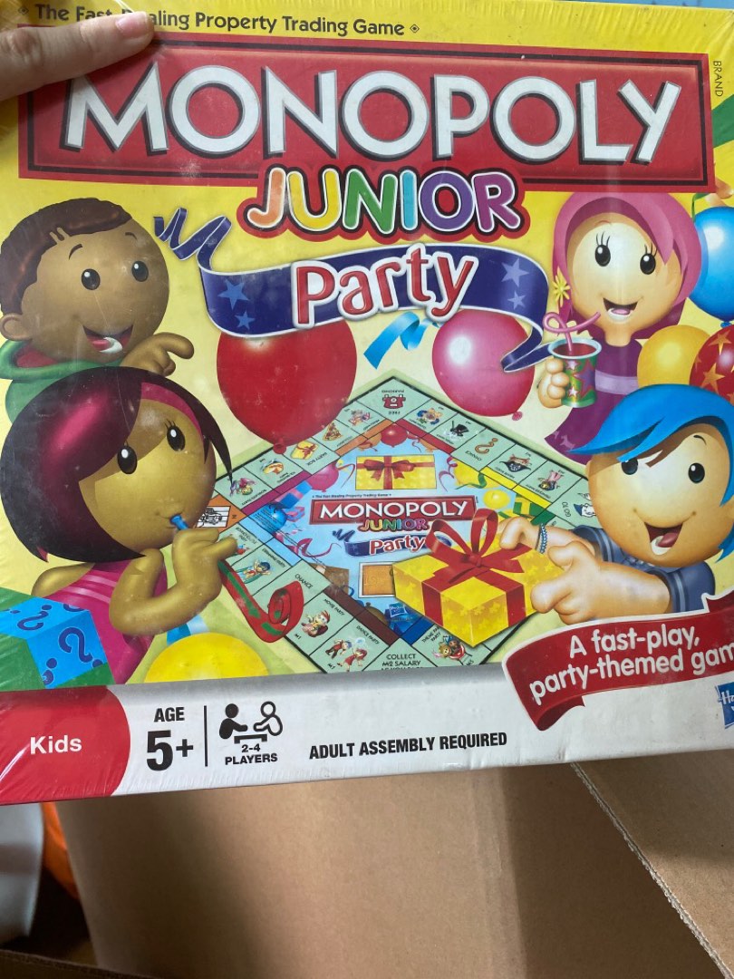 Monopoly kids edition, Hobbies & Toys, Toys & Games on Carousell