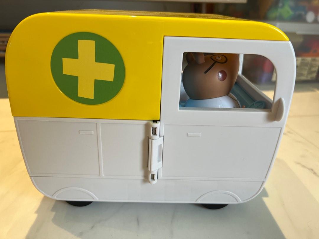Peppa pig toy mobile clinic / ambulance, Babies & Kids, Infant Playtime ...