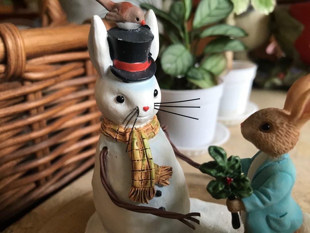 Peter Rabbit and Snowy Rabbit Figurine, Hobbies & Toys, Memorabilia ...