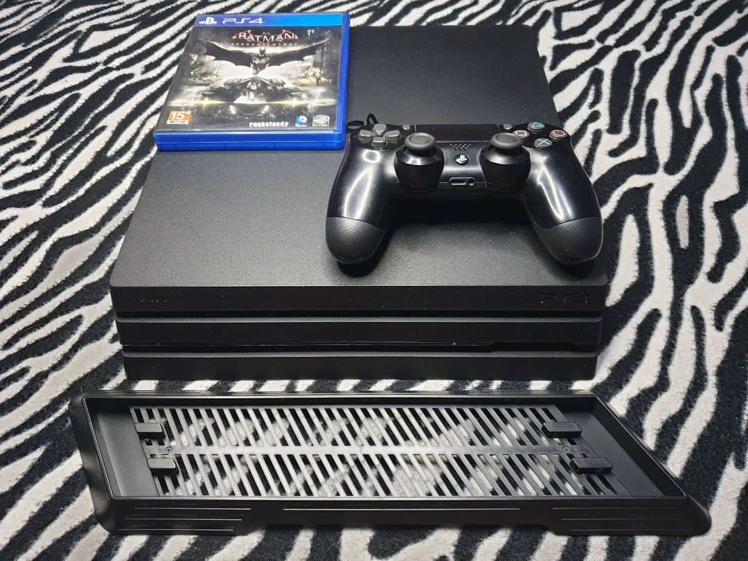 PS4 PRO with STAND and GAMES!!!, Video Gaming, Video Game Consoles ...