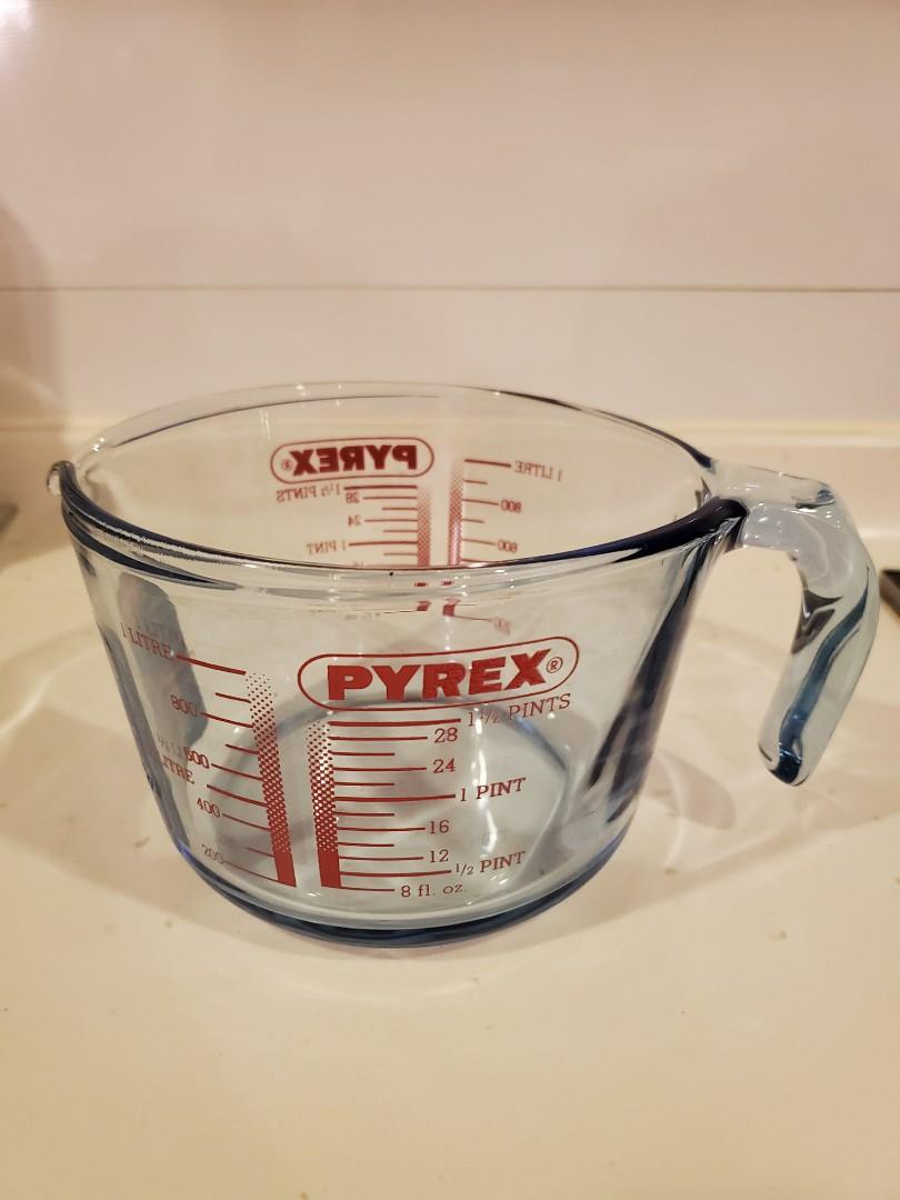 Pyrex 1 litre clear measuring jug, 傢俬＆家居, 廚具和餐具, 其他廚具和餐具 - Carousell