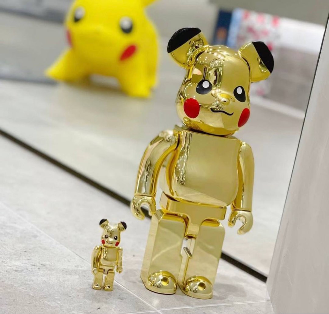[Ready Stock]Bearbrick Pikachu 100% + 400% Set Gold Chrome Ver, Hobbies ...
