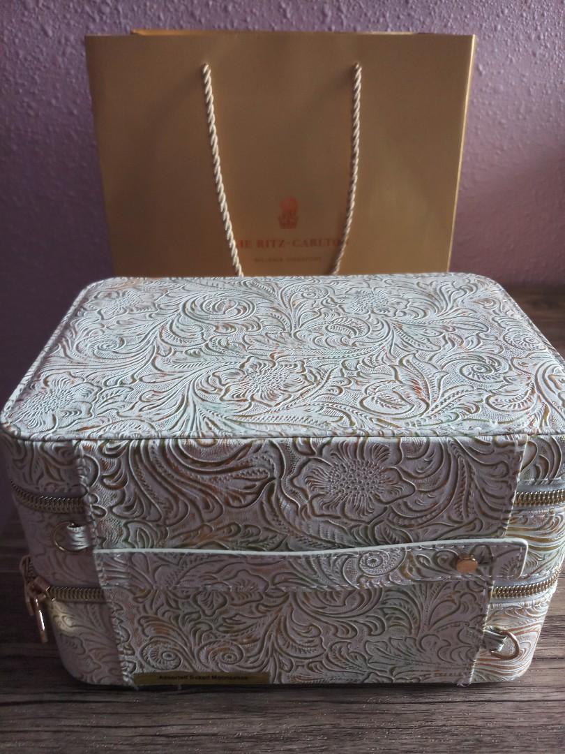 Ritz Carlton Millenia Hotel Singapore Mooncake Box, Furniture & Home ...