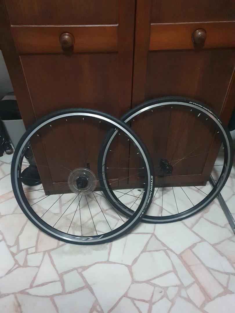 Shimano R5 Rim wheelset, Sports Equipment, Bicycles & Parts, Parts ...