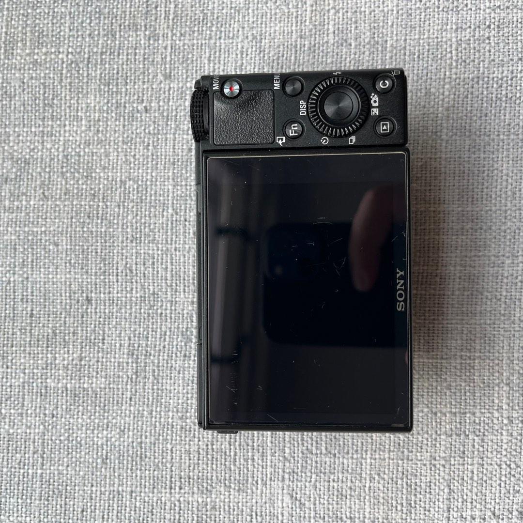 Sony RX100 M3 III, Photography, Cameras on Carousell