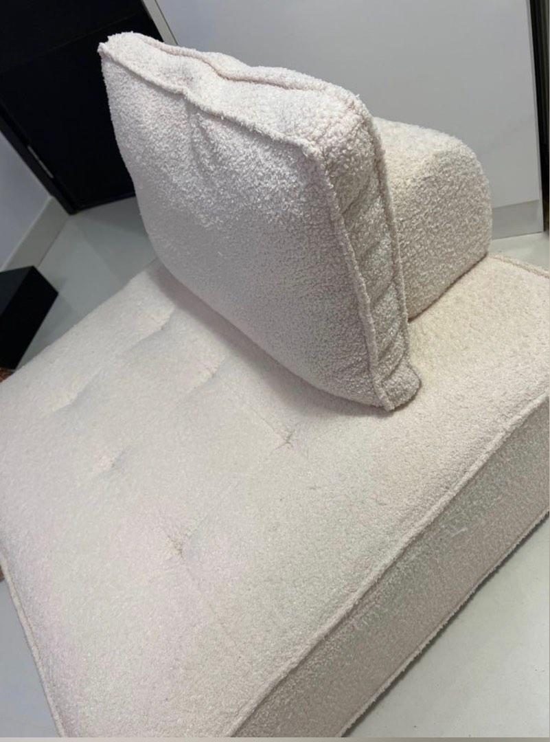 Tofu Sofa Aesthetic Korean, Furniture & Home Living, Furniture, Sofas ...