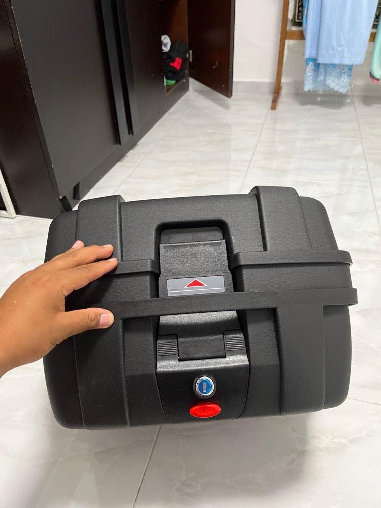 Top Box 39 litres (NEW), Motorcycles, Motorcycle Accessories on Carousell