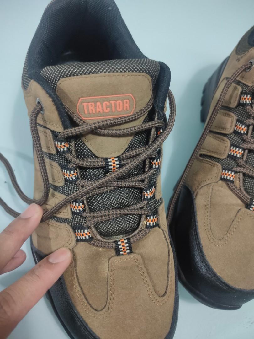Tractor safety shoe, Men's Fashion, Footwear, Boots on Carousell