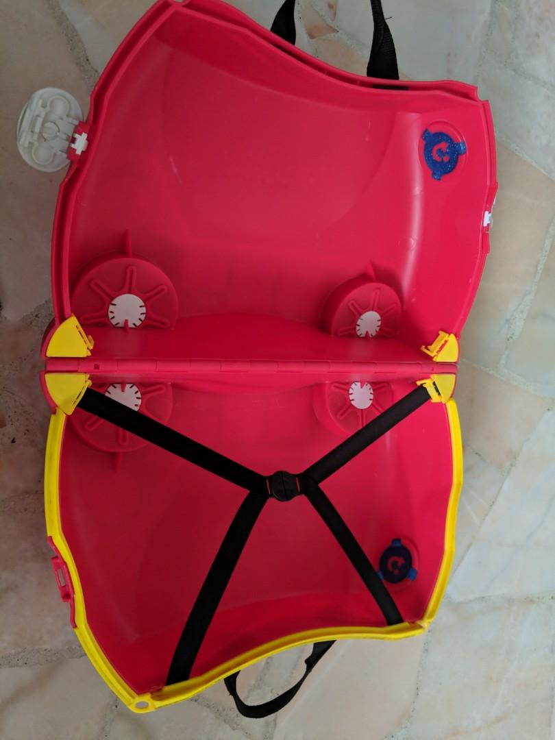 Trunki Firetruck Red, Hobbies & Toys, Travel, Luggage on Carousell