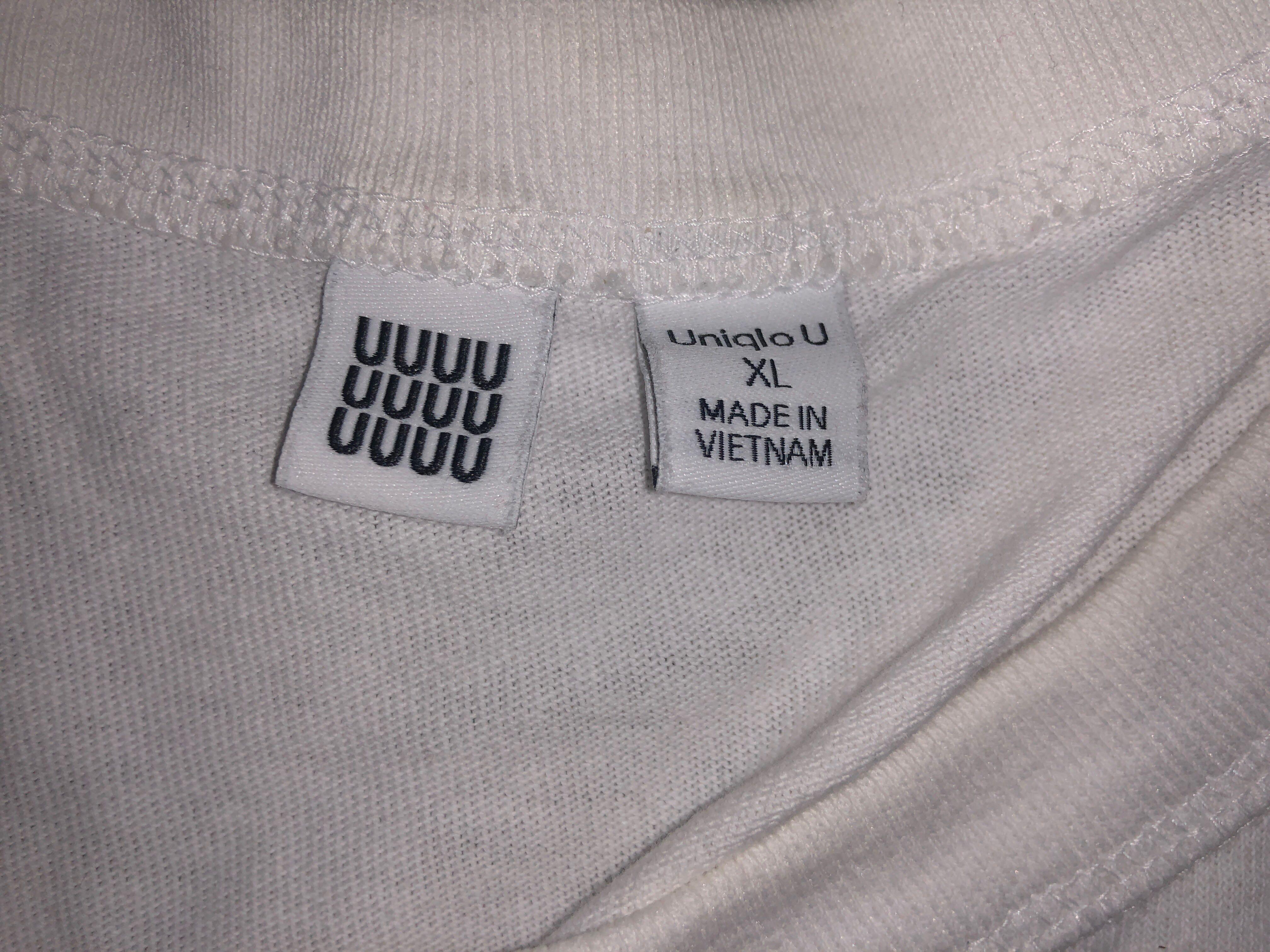 Uniqlo Oversized Plain White T shirt, Men's Fashion, Tops & Sets ...