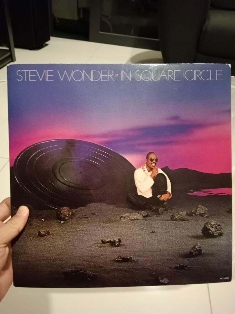 Stevie Wonder In Square Circle
