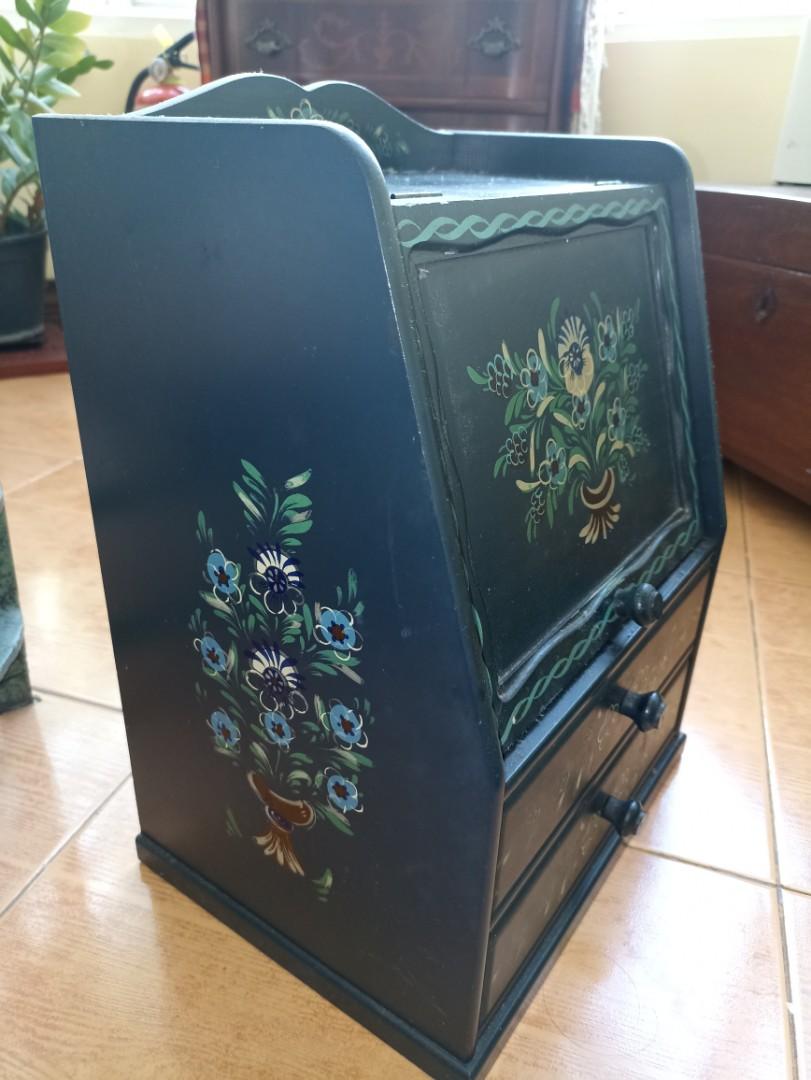 Vintage Trinkets Boxes, Hobbies & Toys, Memorabilia & Collectibles ...