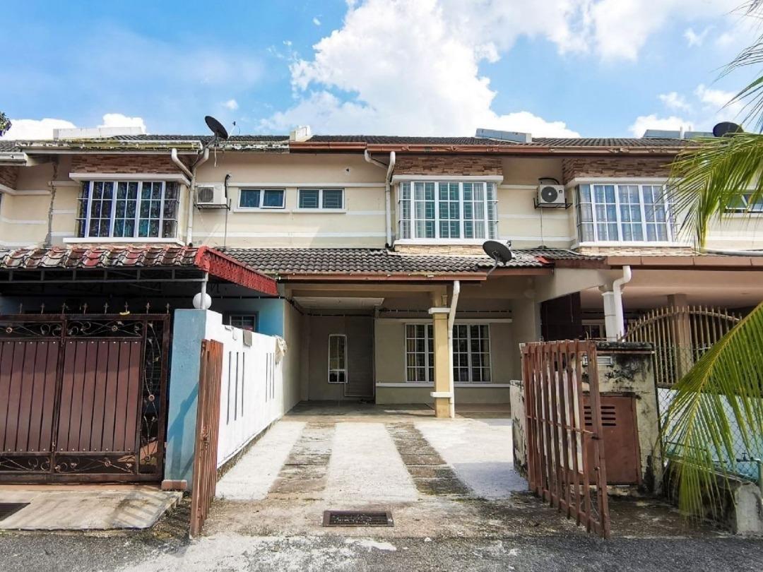 [WTS] Double Storey Terrace Antara Gapi Serendah, Property, For Sale on ...