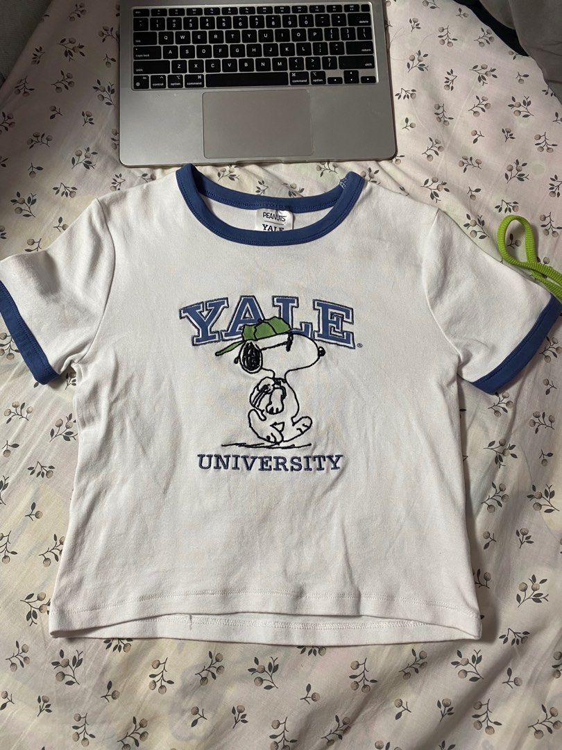 yale snoopy embroidered ringer crop top, Women's Fashion, Tops, Shirts ...