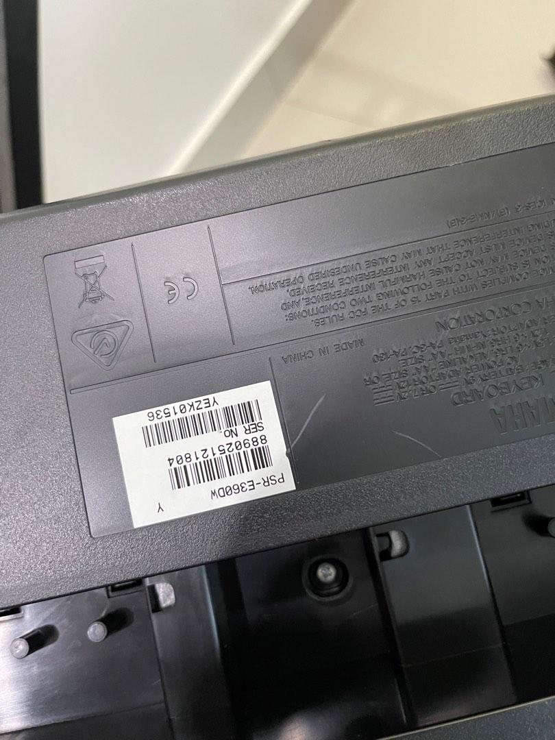 Yamaha PSR-E360 61key portable keyboard, Hobbies & Toys, Music & Media ...