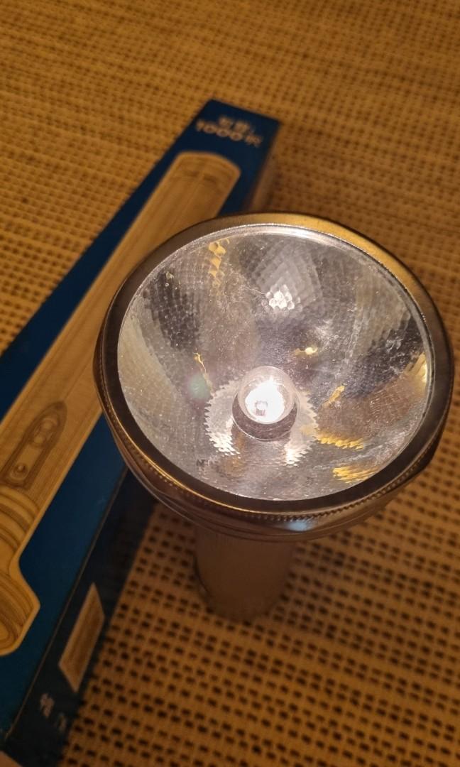 2 Vintage Torchlight Flashlight 300 & 1000 ft Lampu, Furniture & Home ...