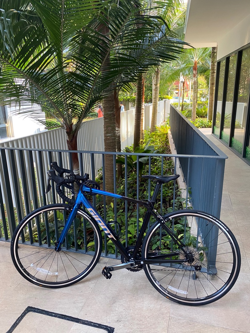 2021 Giant TCR(like new condition), Sports Equipment, Bicycles & Parts ...