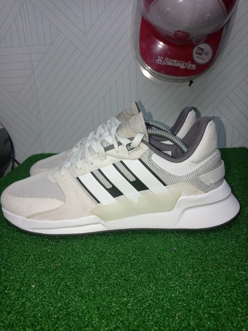 Adidas cloudfoam, Men's Fashion, Footwear, Sneakers on Carousell